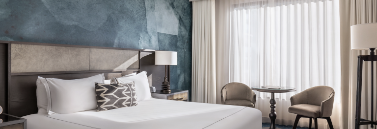 Pool View King High Floor Room | Hotel Van Zandt